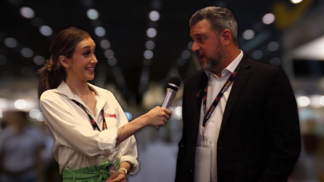 Interview with CARSTAR Franchisee of the Year, Joe Saputo - YouTube