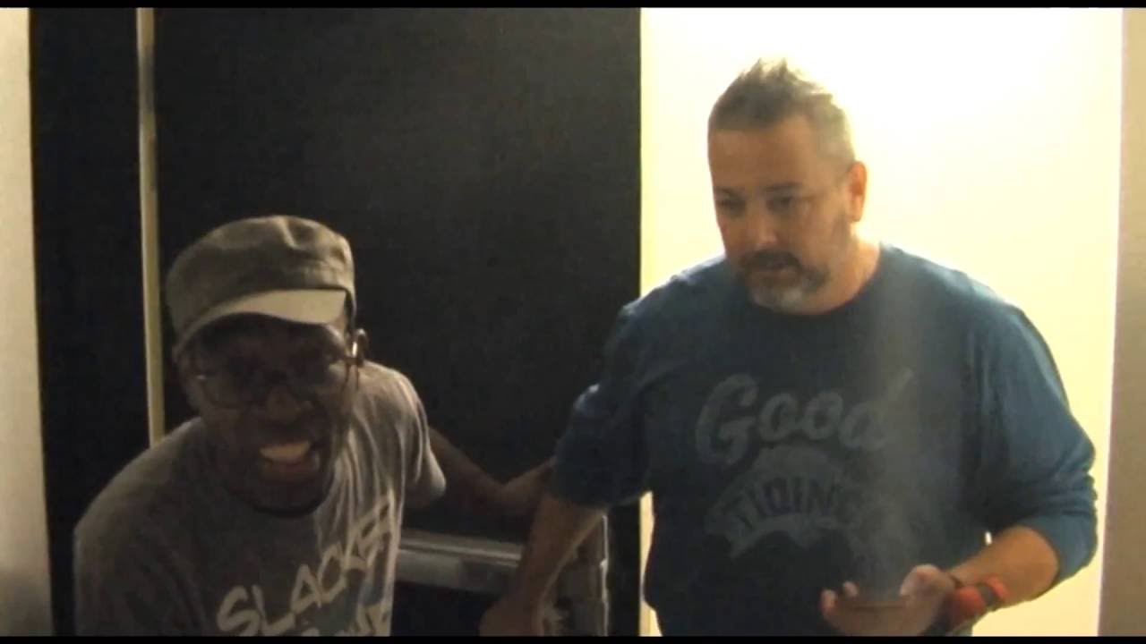 UnCentered - October 2016 (episode 12) - YouTube