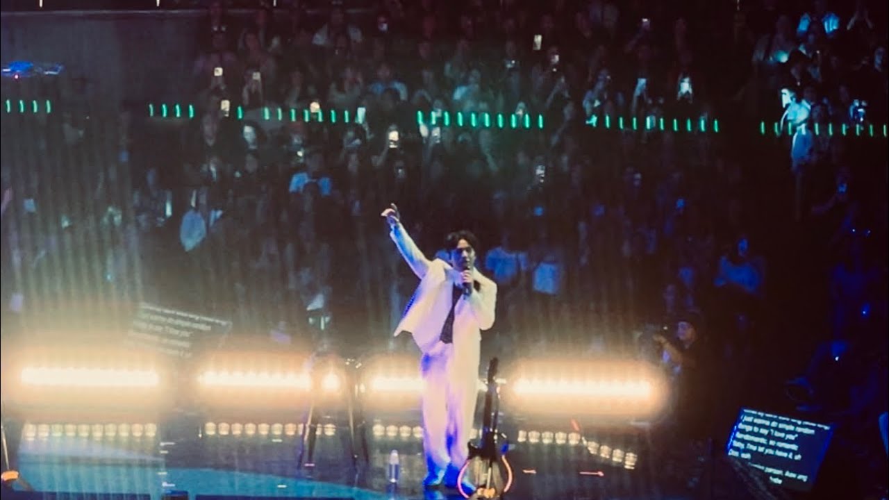 Sarili Nating Mundo Day1 : Sariling Mundo x Tulad Mo (live performance ...