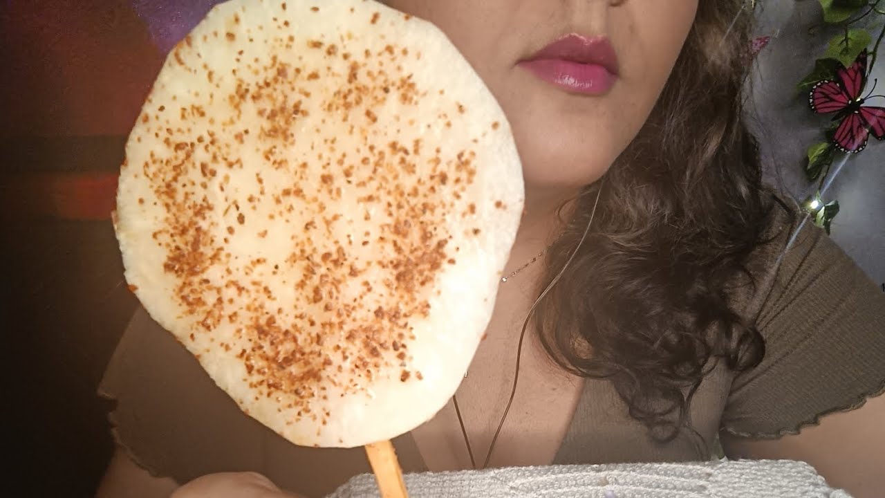 ASMR comiendo jicama (jicaleta) con tajin y chamoy de mora azul - YouTube