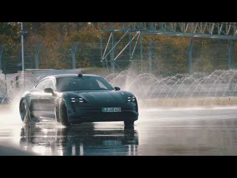 Porsche Taycan'da, Guinness'e giren drift rekoru