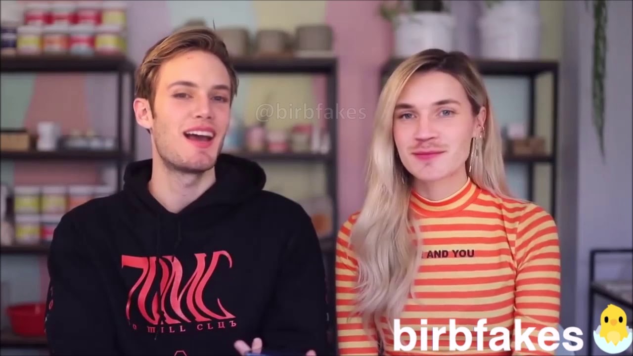 Marzia is Poppy Gloria, PewDiePie is Gloria Borger? [Deepfake] - YouTube