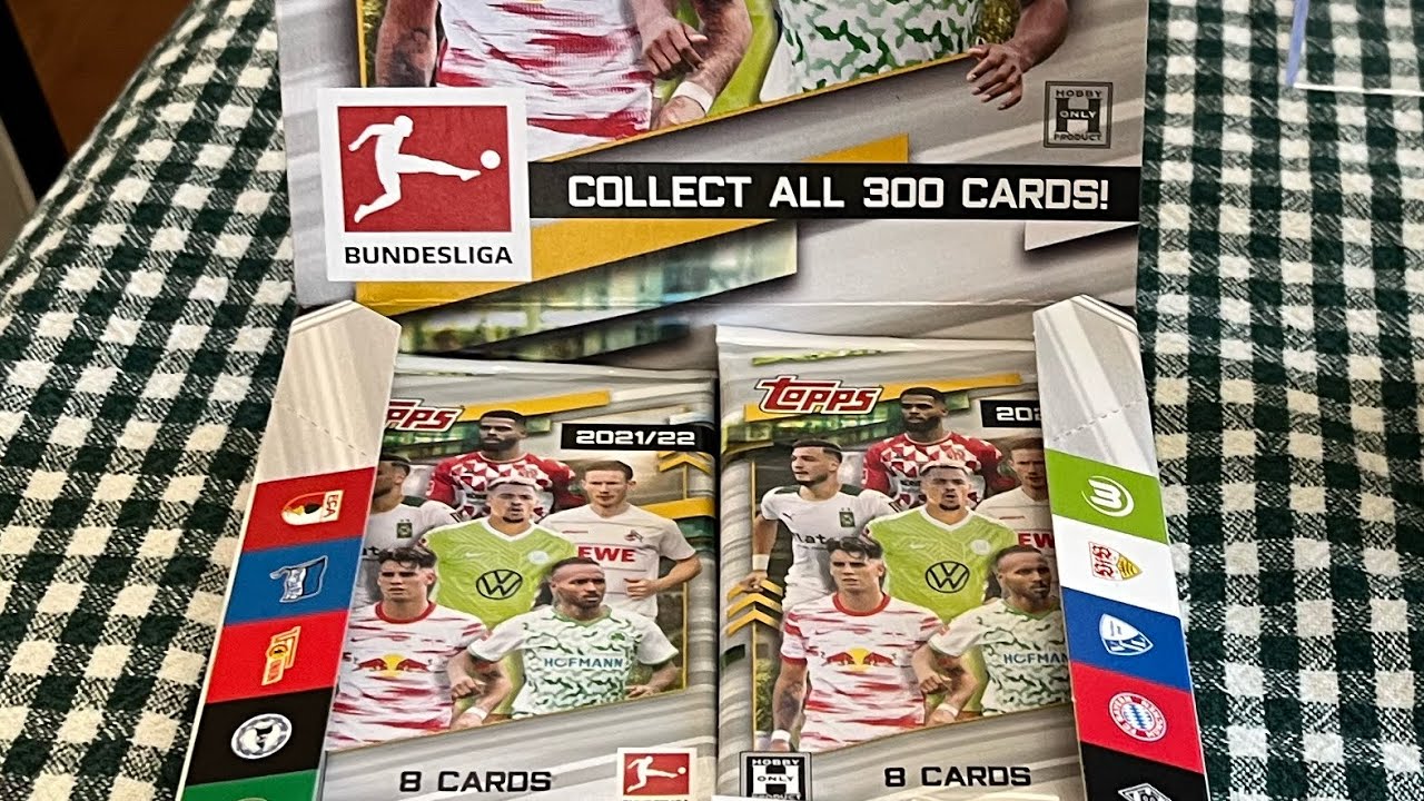 Opening 3 Bundesliga Topps Soccer packs - YouTube