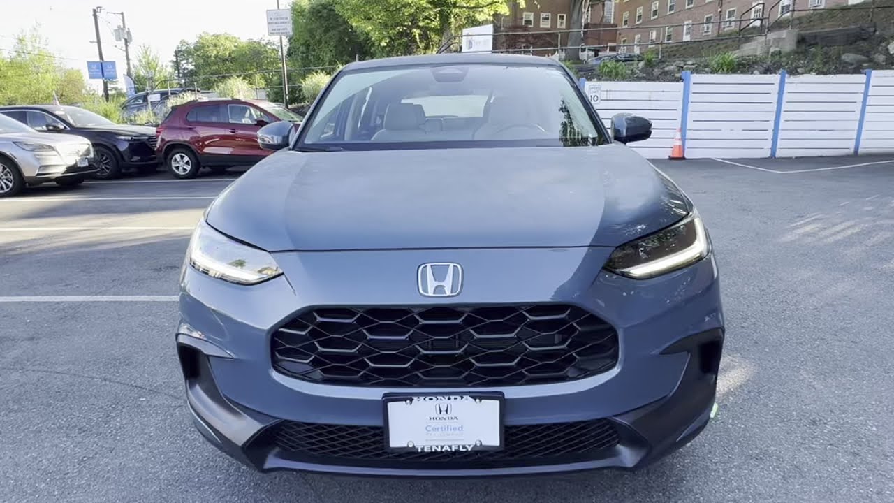 2025 Honda HR-V LX Cresskill, Englewood, Bergenfield, Dumont, Demarest - YouTube