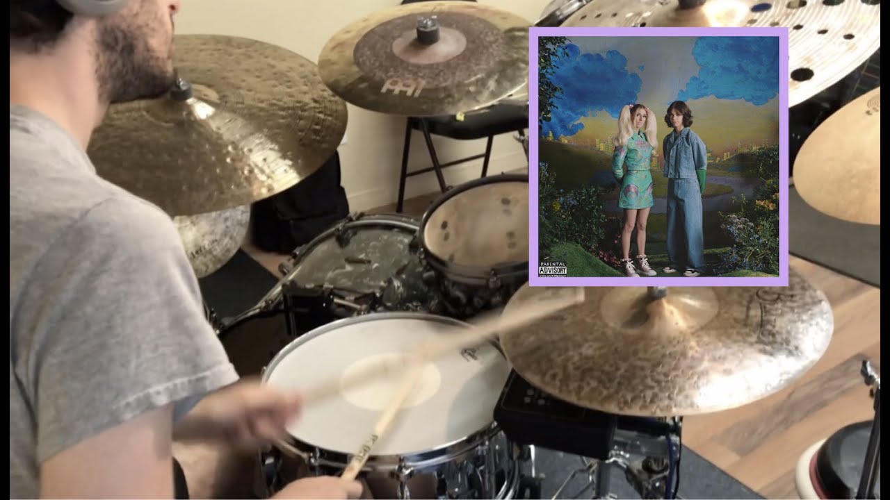 Domi And Jd Beck Lounas Intro W Drums Extended Youtube