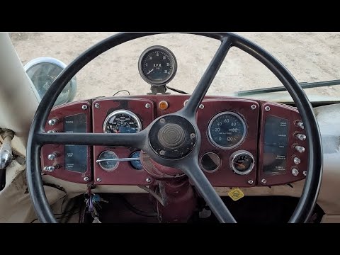 Starting our 1957 GM PD 4104. Lawn Art 4104-2240 - YouTube