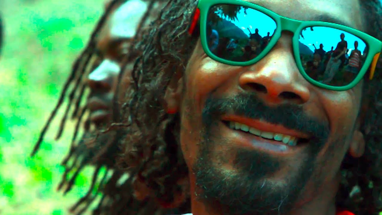 A VERY SPECIAL 420 MESSAGE FROM SNOOP - YouTube