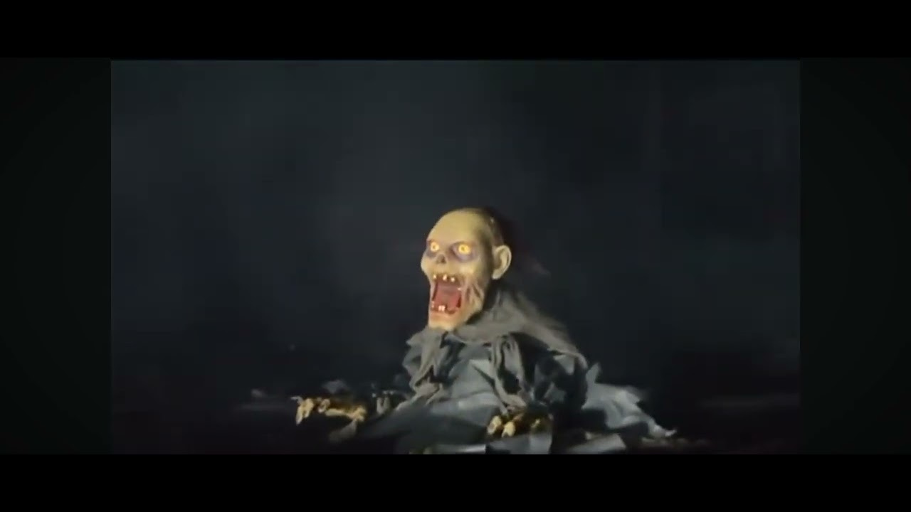jumping zombie spirit Halloween - YouTube