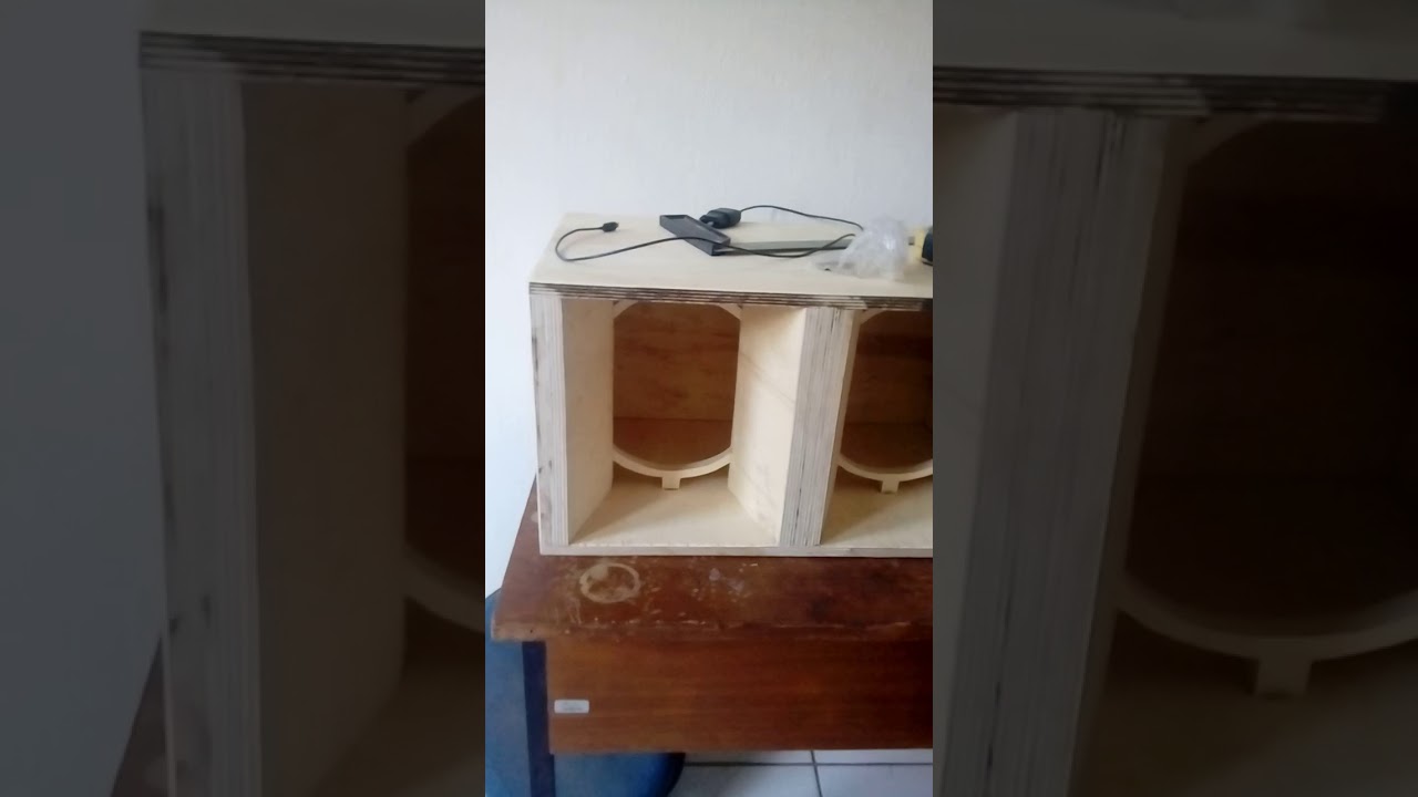 Caixa de medio grave de 10 polegadas - YouTube