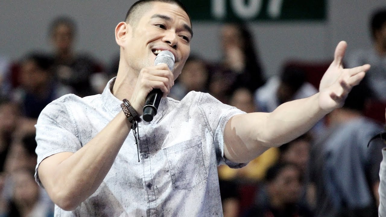 Jay R sings "Already Mine" & "Parachute" on UNTV Cup halftime show ...