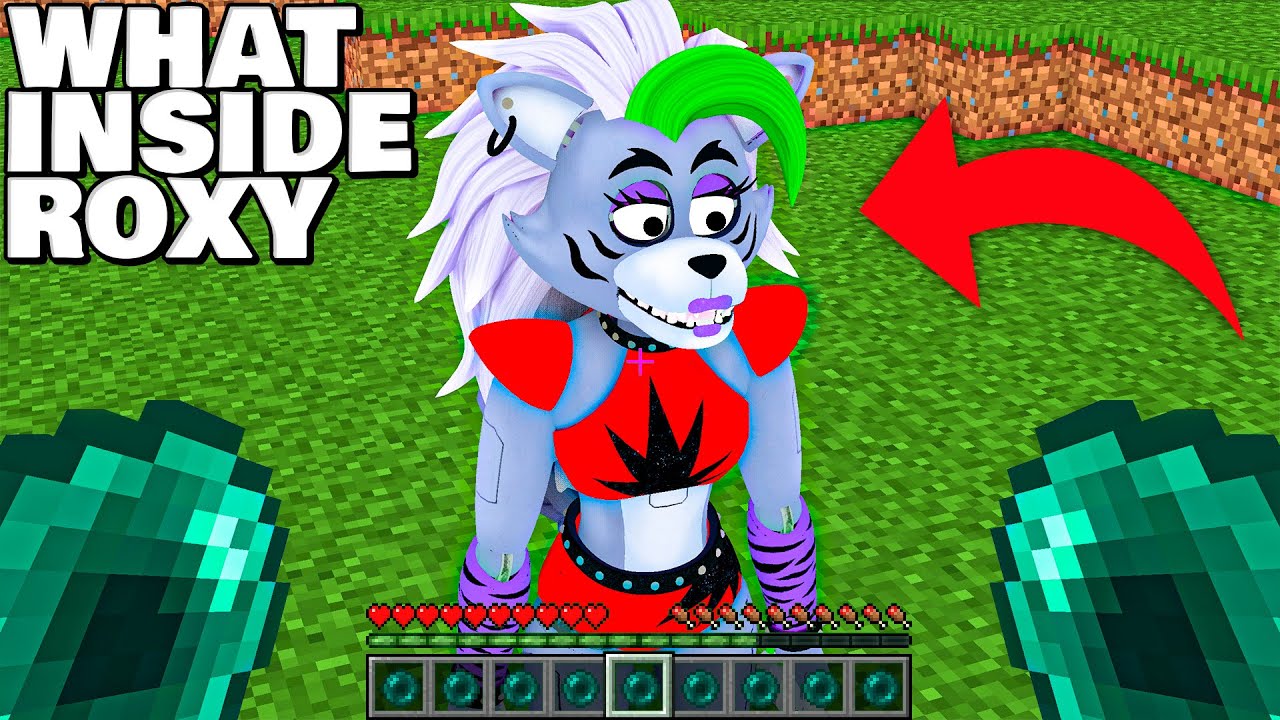 WHAT INSIDE ROXANNE WOLF in Minecraft ? Secret House Roxy fnaf security ...