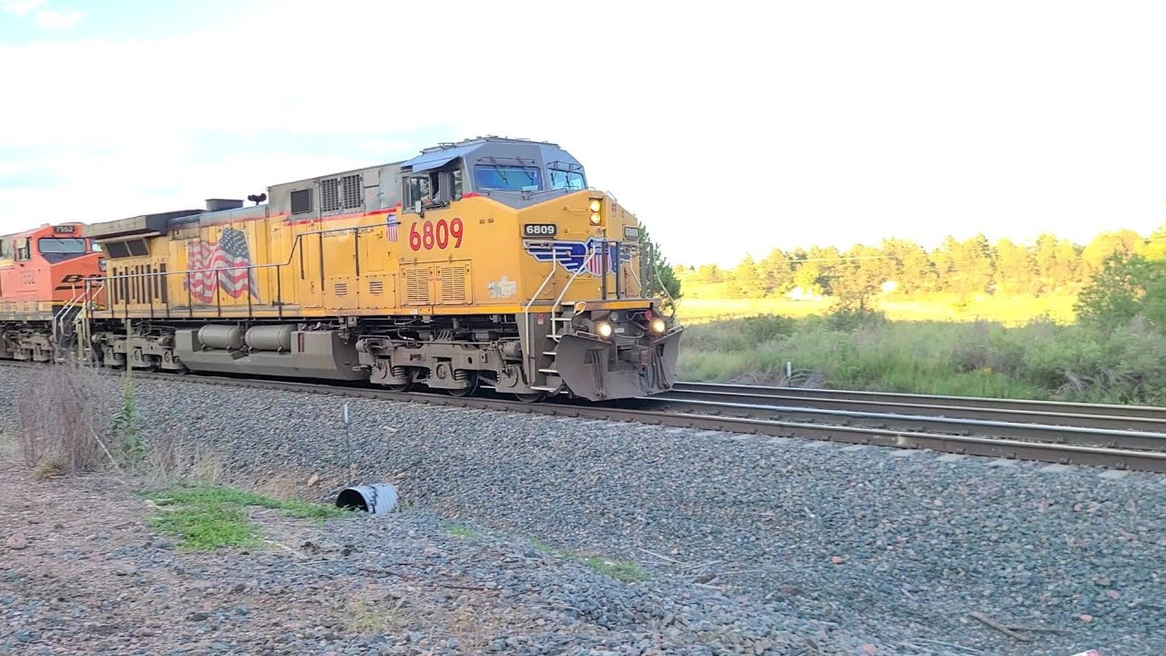UP Coal Train #6809 - SD70ACE T4 Trailing #3062 - Somewhat Busy Night ...