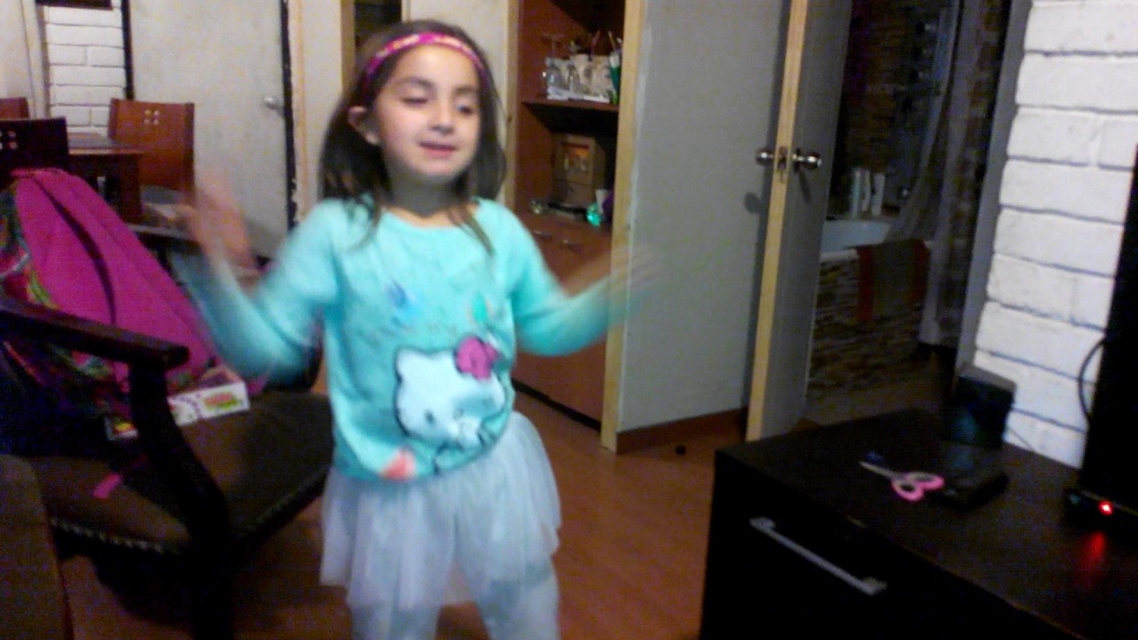 Mi Hermana Bailando Youtube 7241