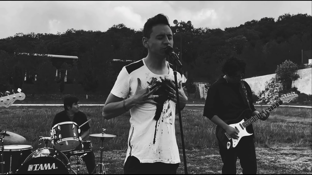 Kolosus - Agosto - YouTube