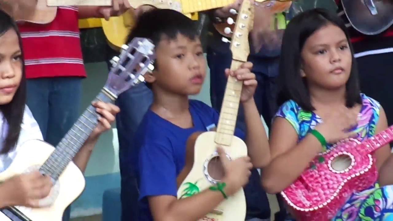 Ukulele Playing Workshop Group - YouTube