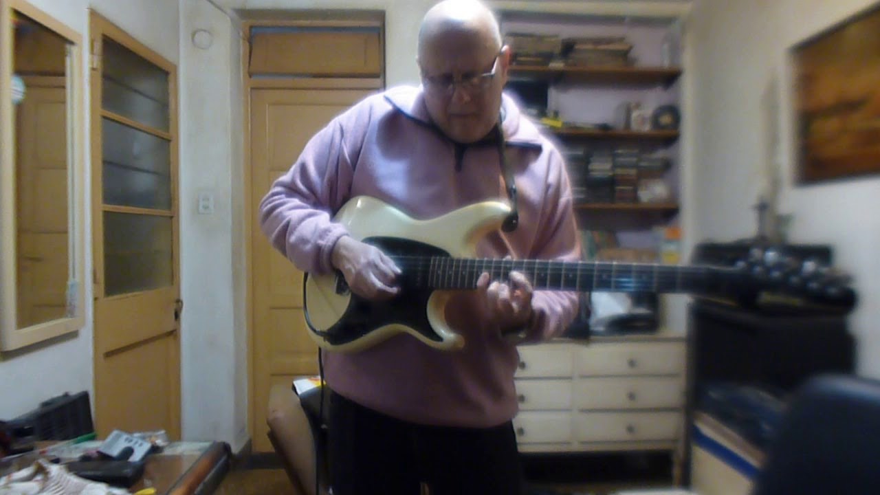 Fer Perdiguera: Jam en el modo lidio - YouTube