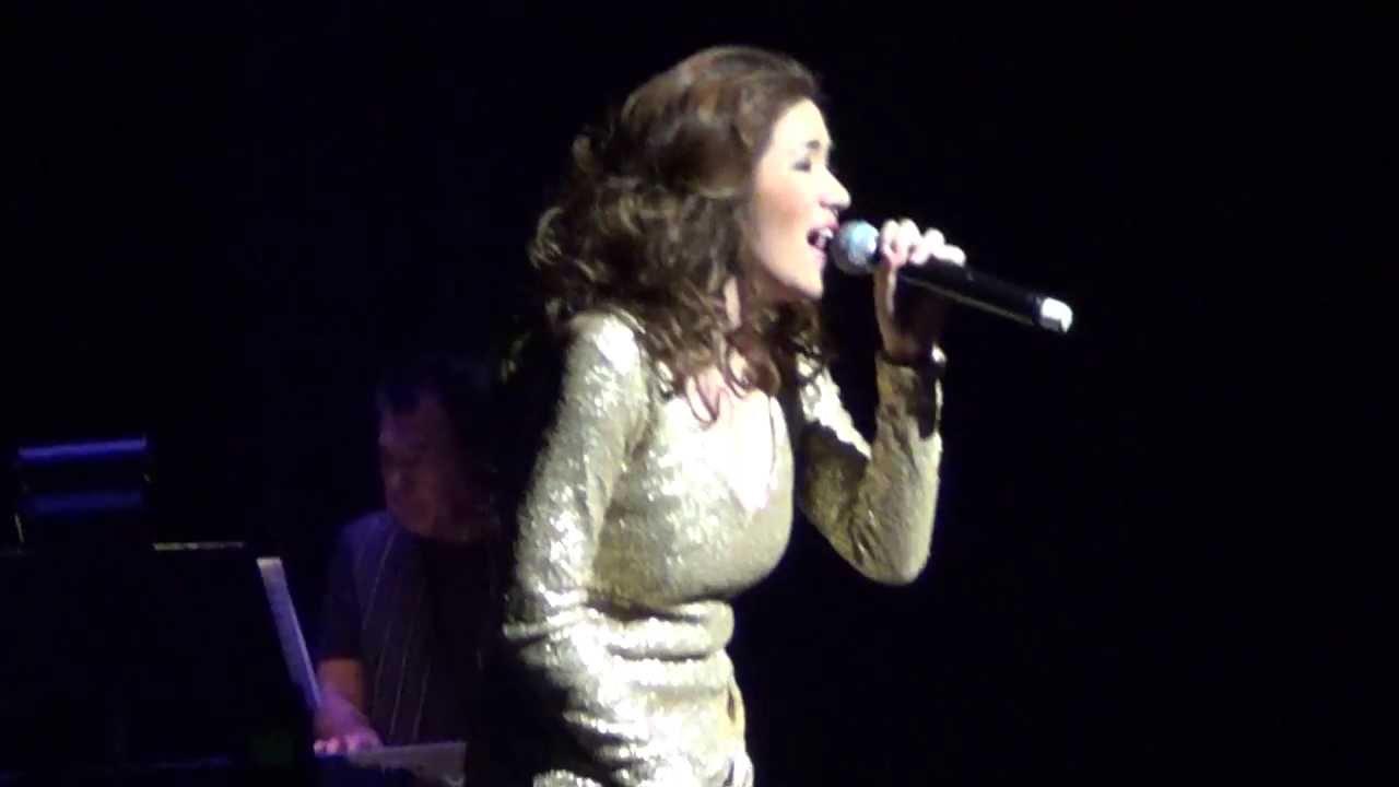ANGELINE QUINTO AT HEARTTHROBS CONCERT IN SAN DIEGO ,CA 10/25/13 - YouTube