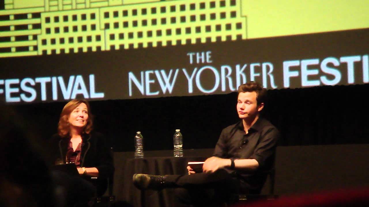 Chris Colfer NYF- Chris' sister is not impressed- change to HD - YouTube