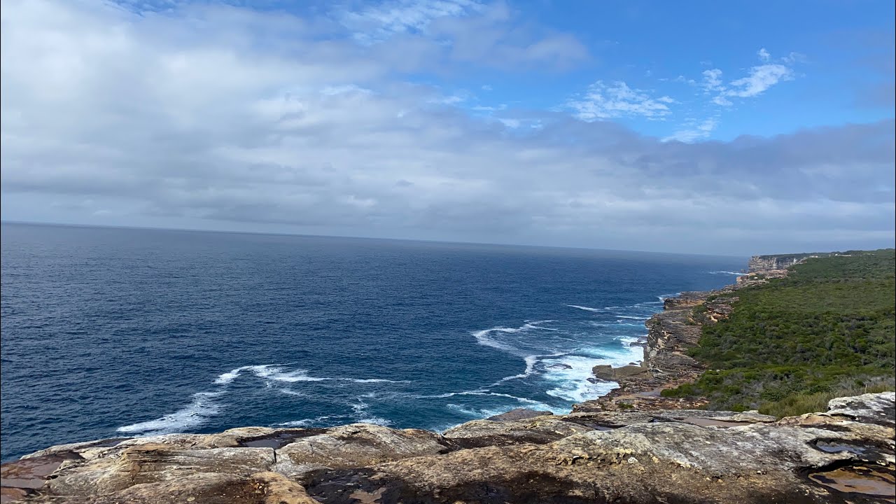 Marley Head & Jibbon Beach Hike | Royal National Park - YouTube