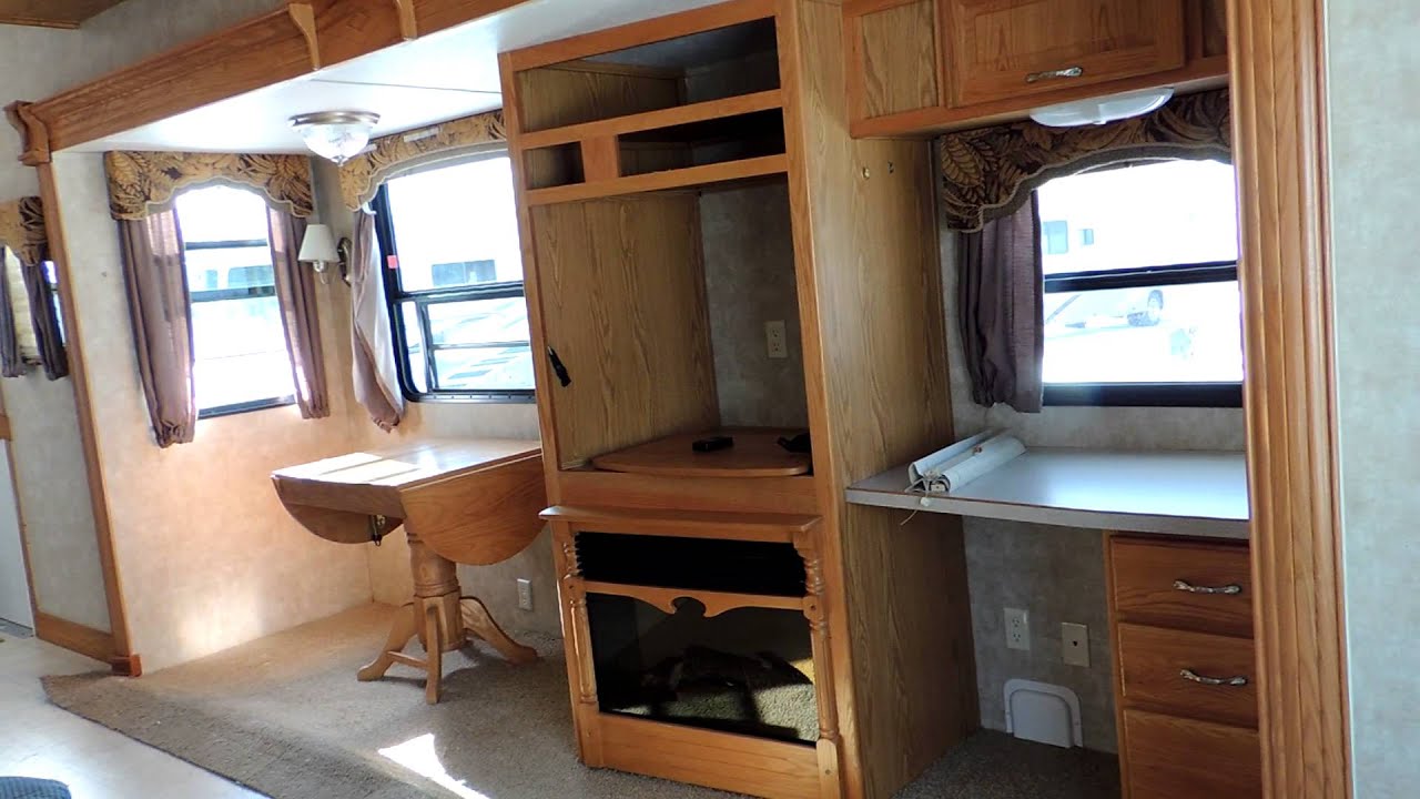 2006 38' Pilgrim Open Road 4 Slides Zoomersrvindiana - YouTube