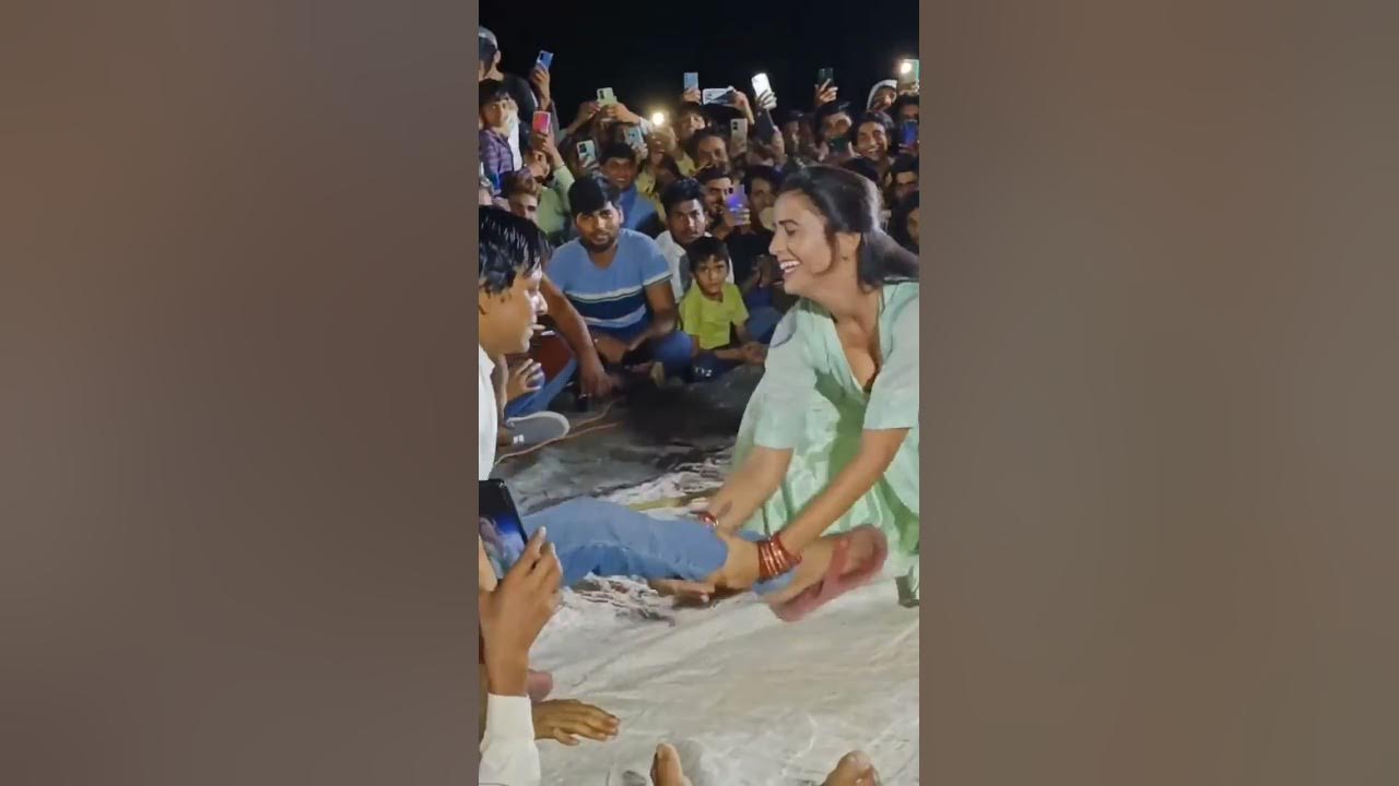 Sanju Choudhary dancer Mewati Nach program 2023 - YouTube