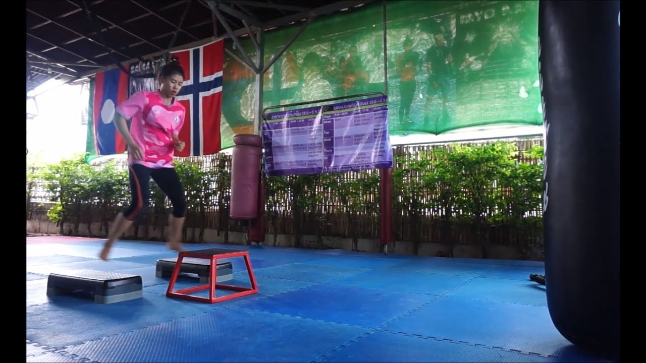 3 Plyometric Strength Exercises For Kickboxing & MMA - YouTube