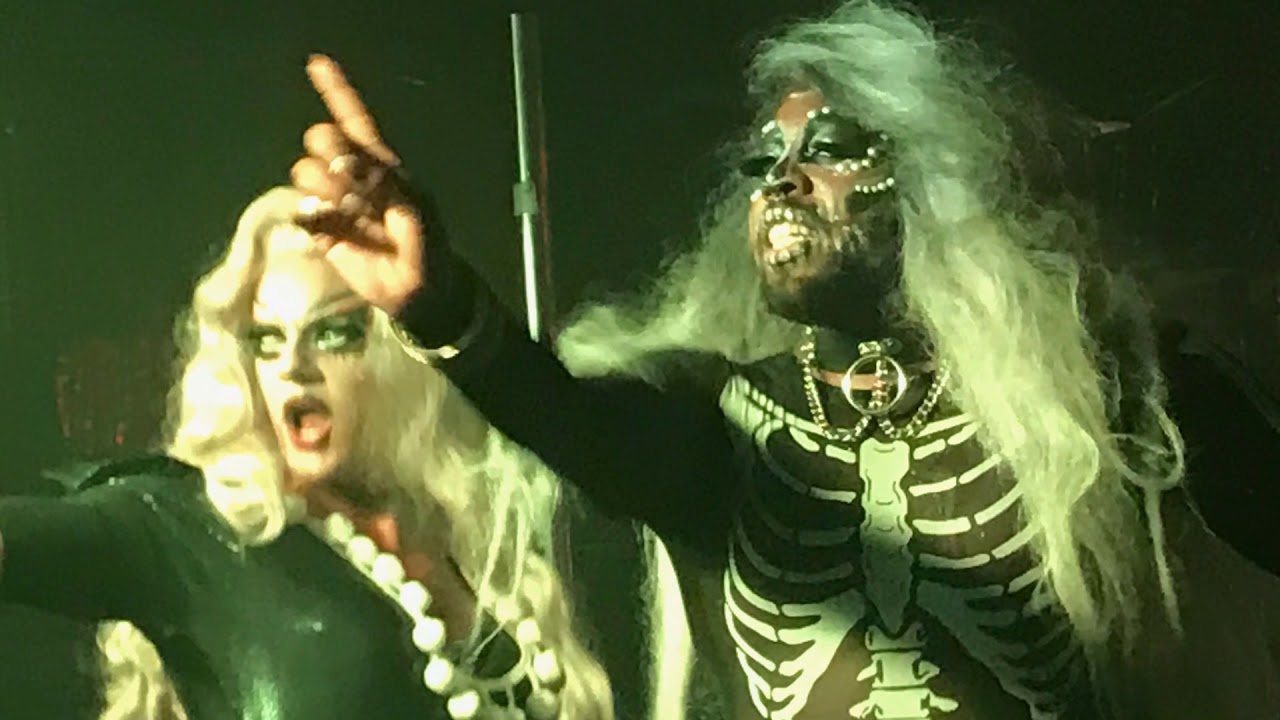 Freida Slaves Does Halloween - YouTube