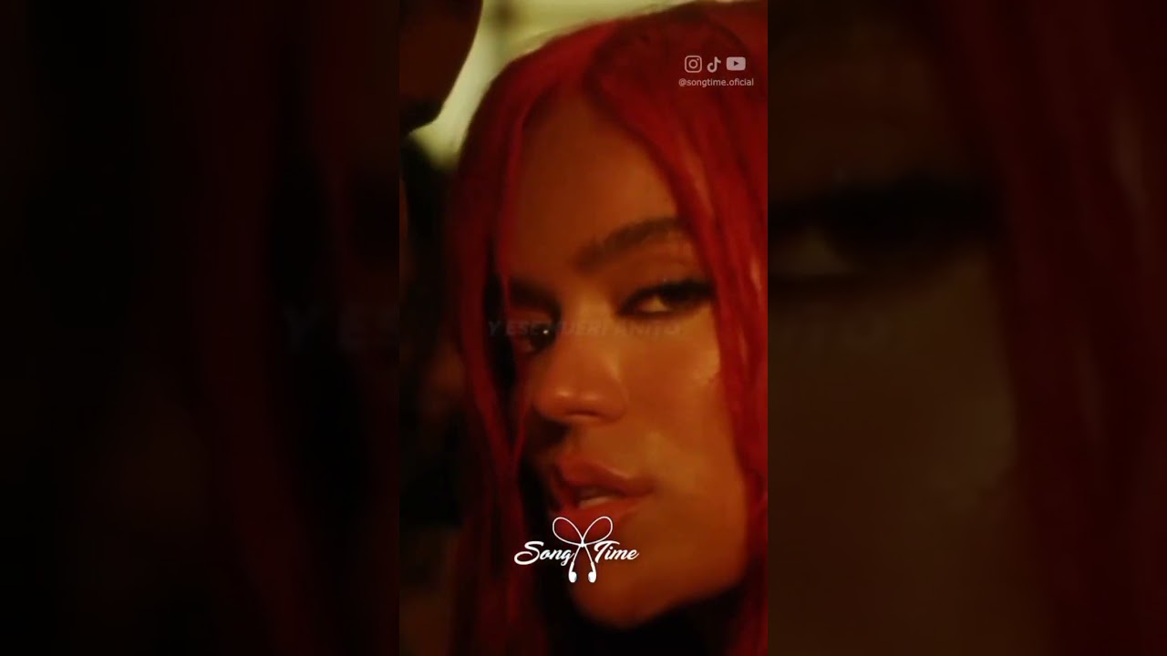 Karol G !!!Gatúbela!!! - YouTube