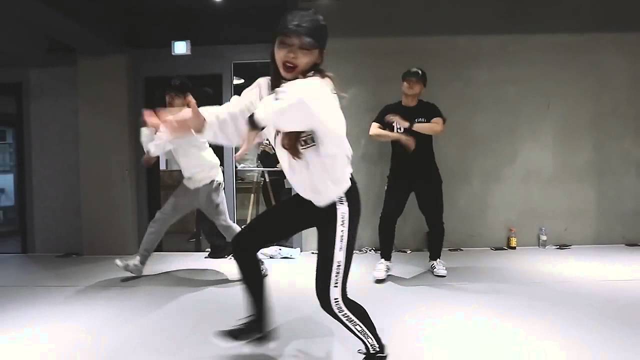 1 Million Dance Studio | Best Dance Video |Sori Na - YouTube