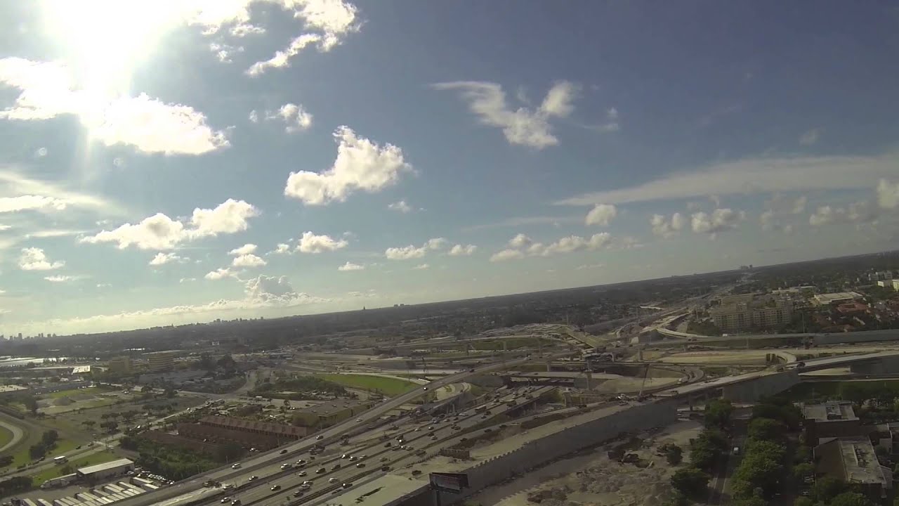 Boeing 767-300F F/O Window view - ILS approach runway 9 at Miami Intl ...