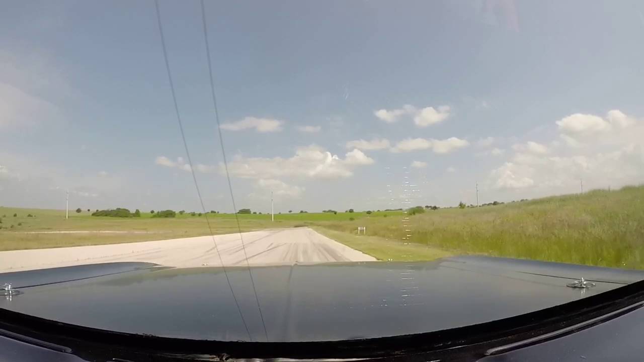 Track day at Eagles Canyon Raceway - YouTube