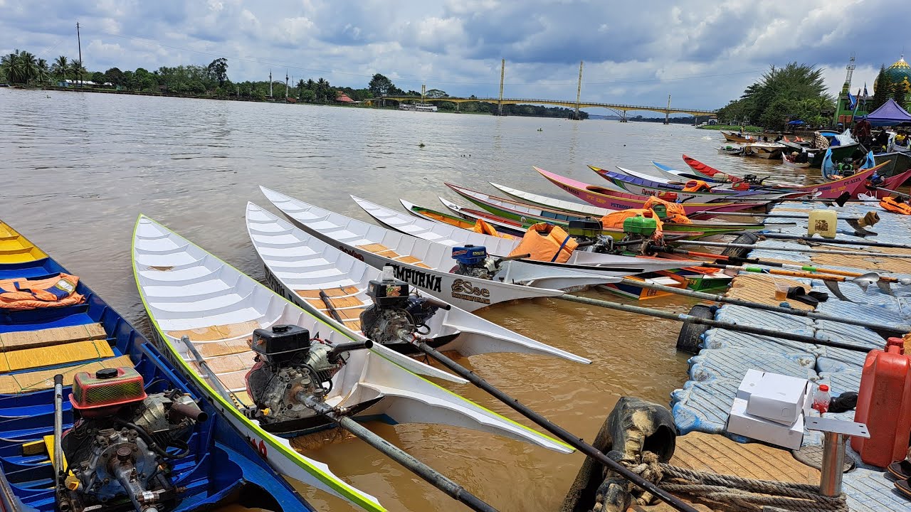 Semifinal Kelas 13/18 Hp Race 1 || Balap Perahu Ketinting Ces Erau ...
