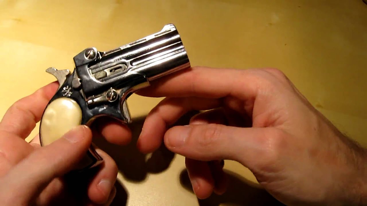 Davis Derringer 22LR - YouTube