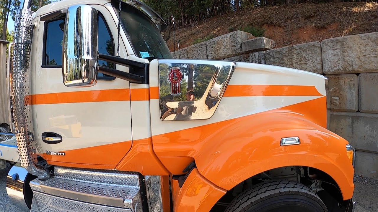 2022 Kenworth W990 Log Truck Build part 1 - YouTube