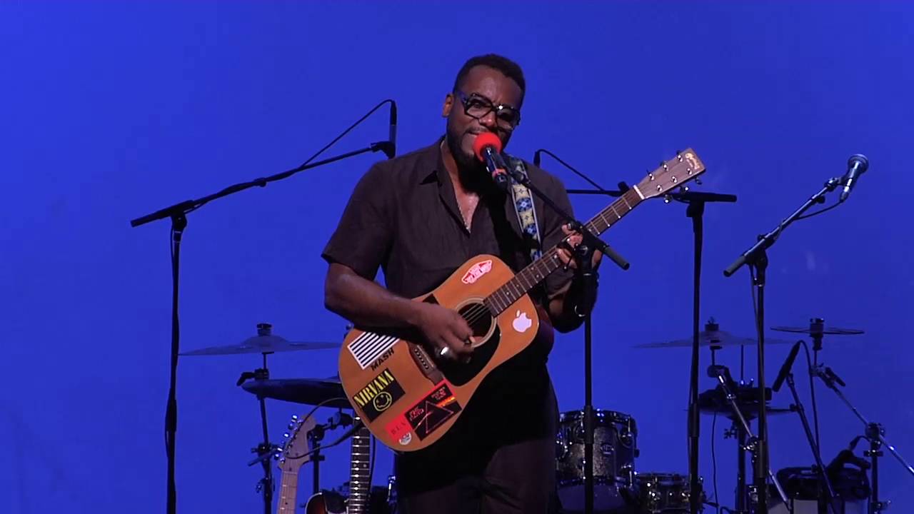 Apollo Music Cafe, Martin Luther McCoy 06 04 16 - YouTube