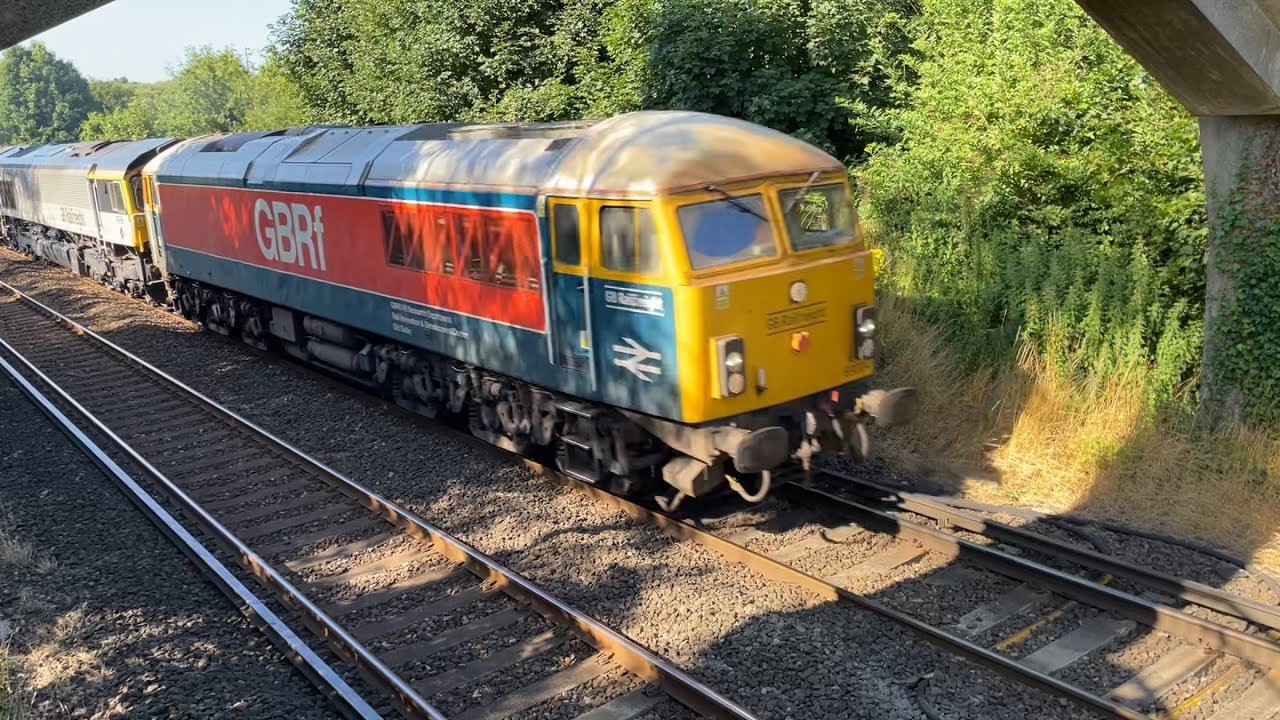 Class 69 + 66 | 69004 + 66793 + 66780 | Triple Header | GB Railfreight ...