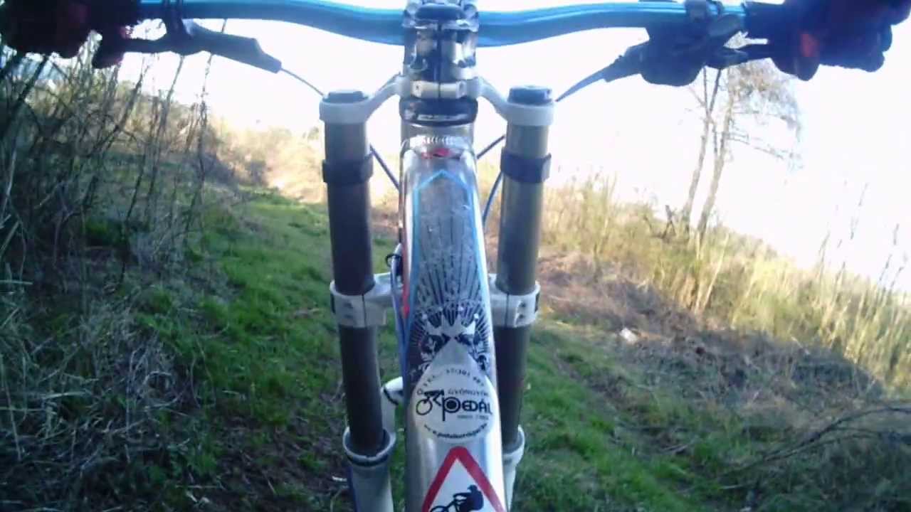 Rock Shox Boxxer Race test - YouTube
