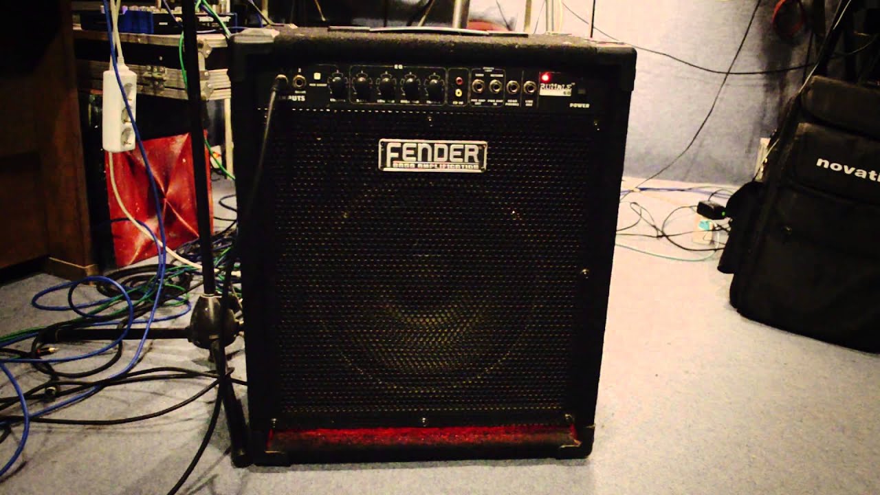 Fender Rumble 60W - YouTube