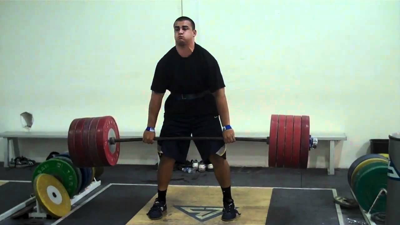 Ben Teichman 605lbs Dead Lift - YouTube