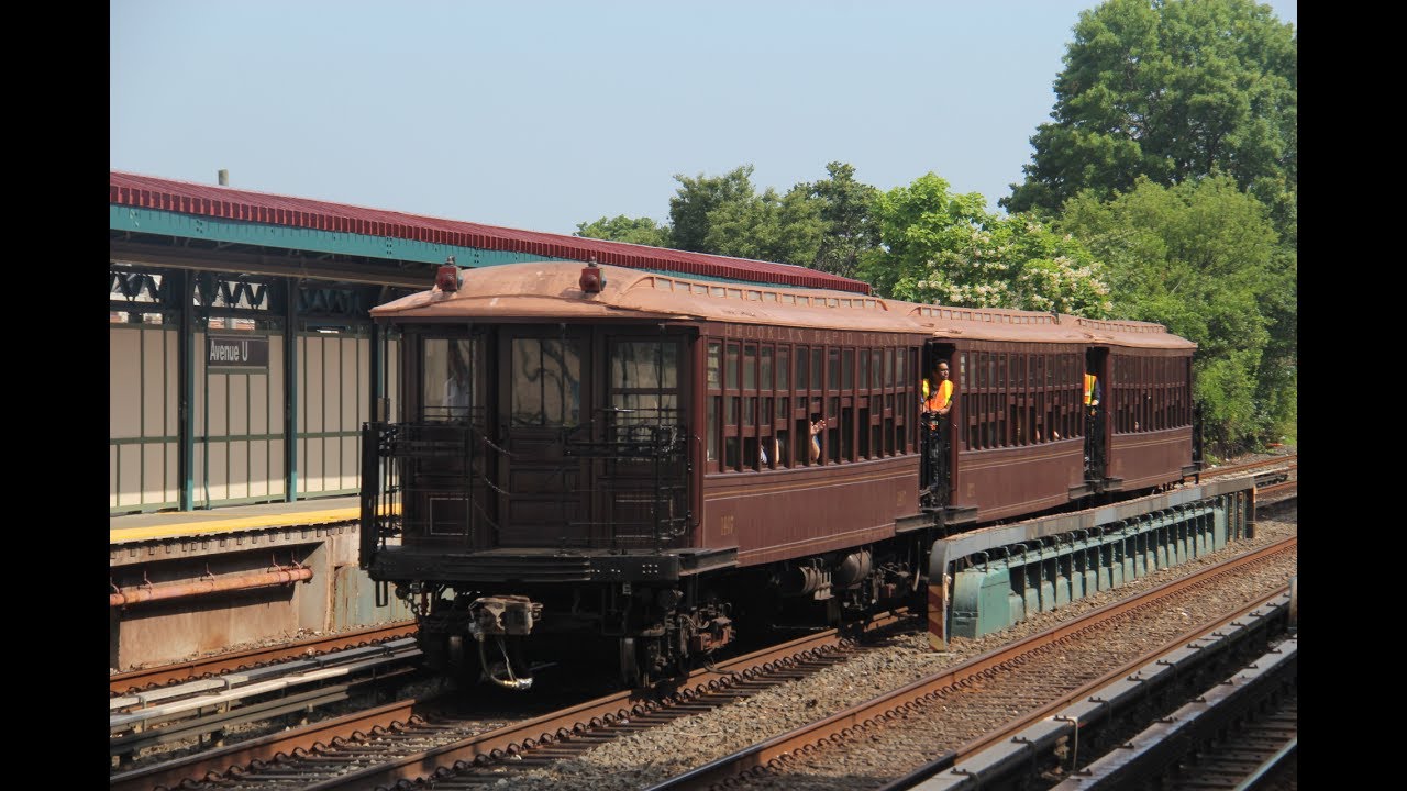 BU Elevated Gate Cars and R160B (Q) at Neck Road - YouTube