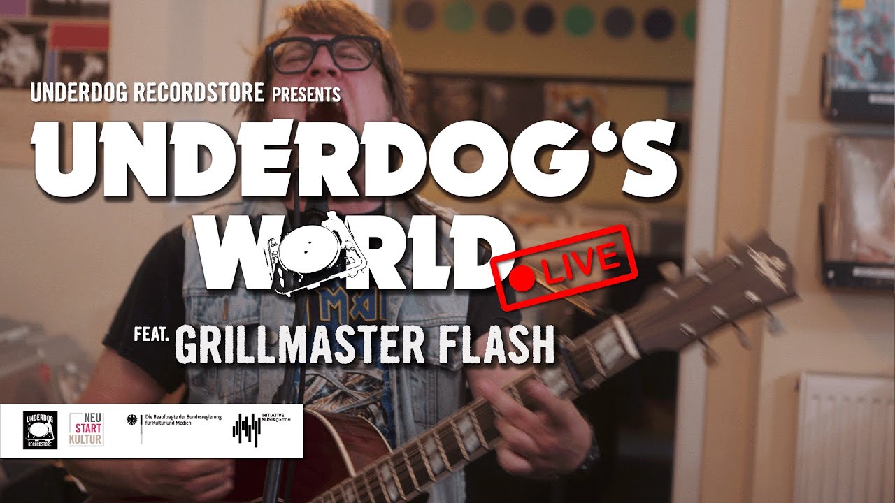 Grillmaster Flash | Underdog's World - LIVE - YouTube