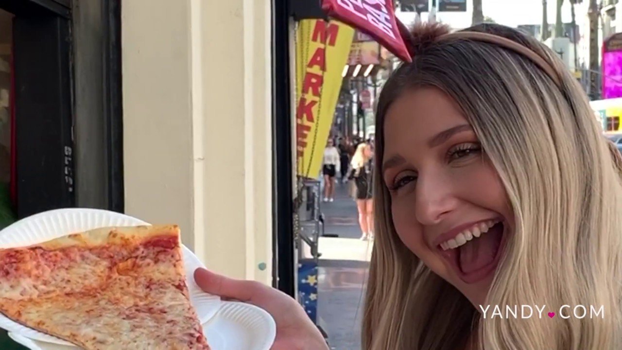 STRANGERS REACT TO YANDY FOOD COSTUMES ON HOLLYWOOD BLVD | YANDY.COM ...
