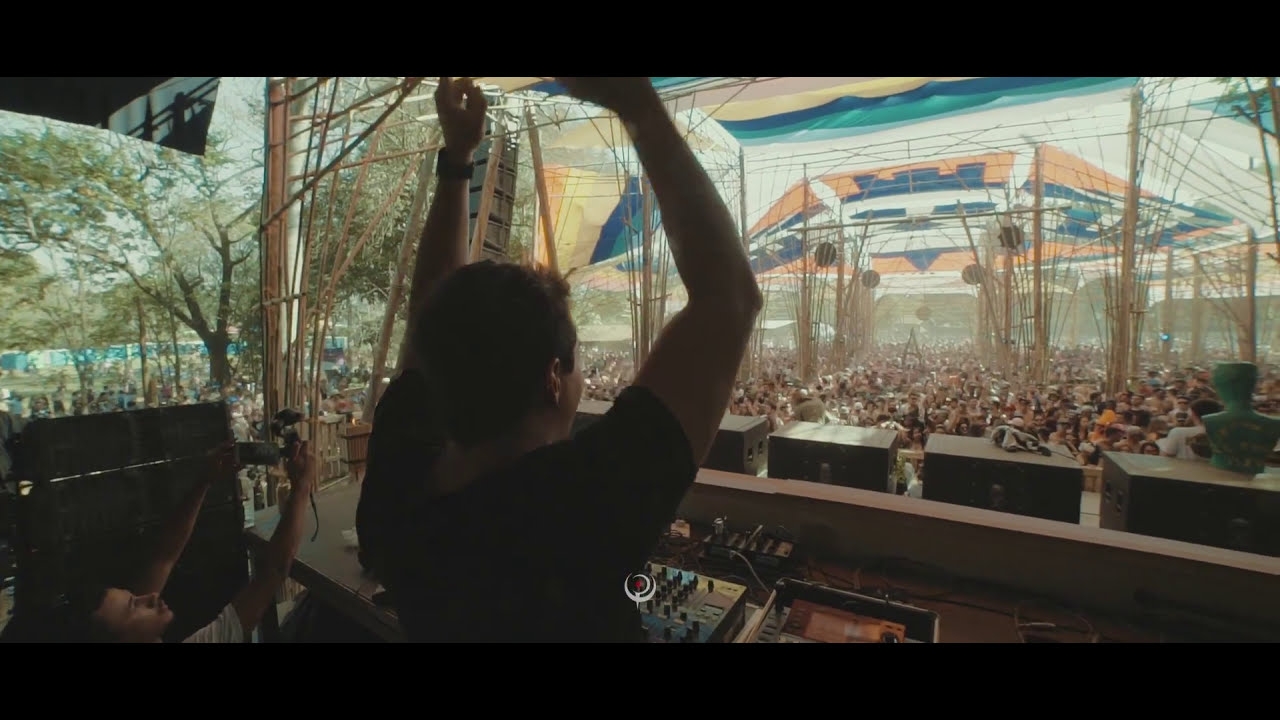 Becker | Maya 2017 | By Up Audiovisual - YouTube