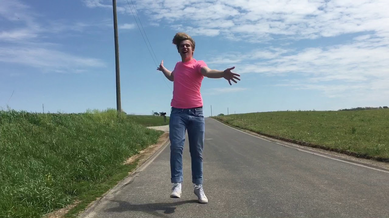 Alex Hammer - Santiago (Official Video) - YouTube