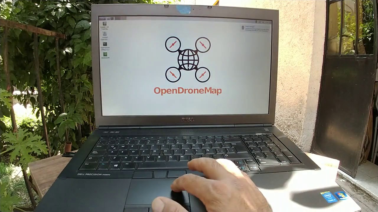 Usando la LiveODM -- OpenDroneMap desde un USB - YouTube