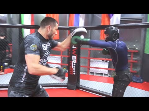 Mahmud Muradov KAMANDASINI JANGGA TAYYORGARLIGNI BOSHLADI. / mma darslik,