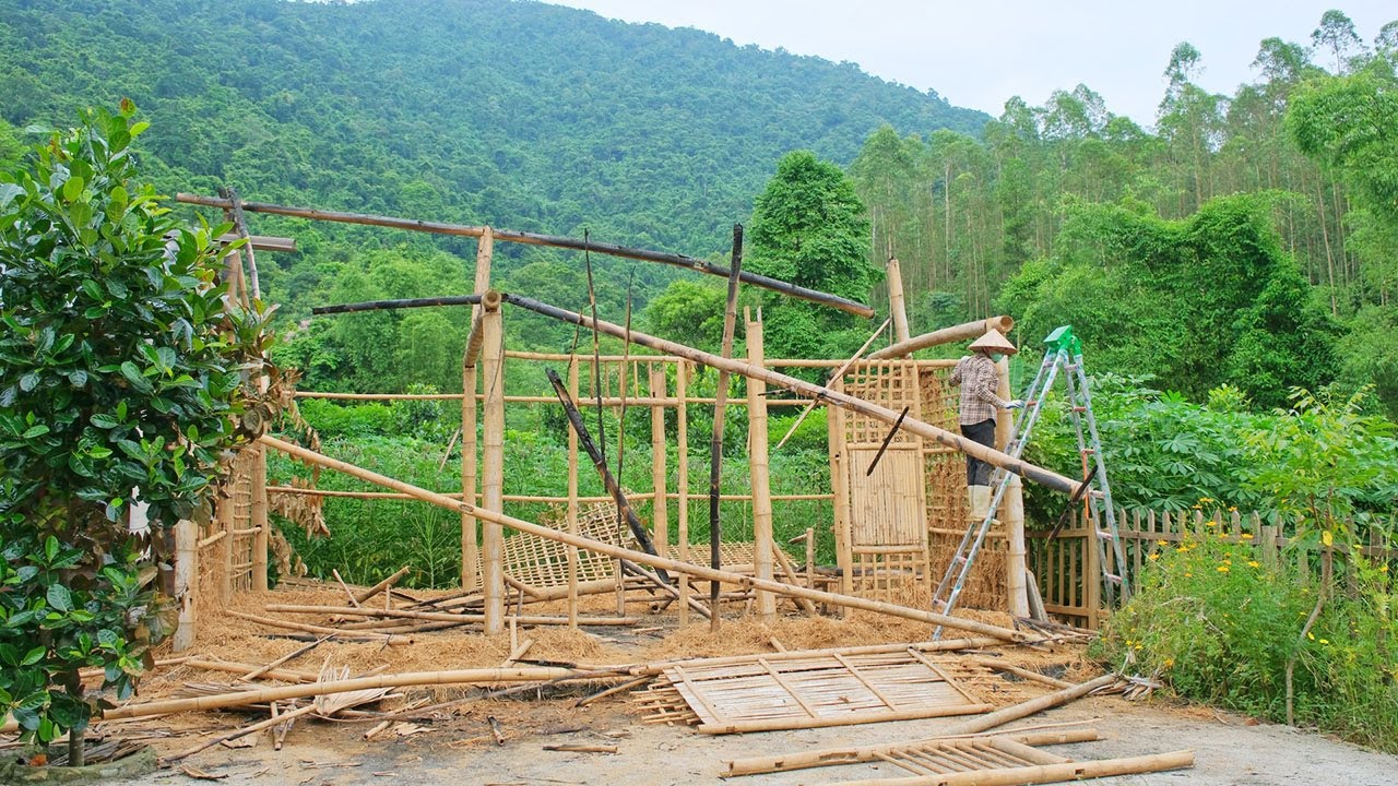 Dismantling the bamboo house after a fire - YouTube