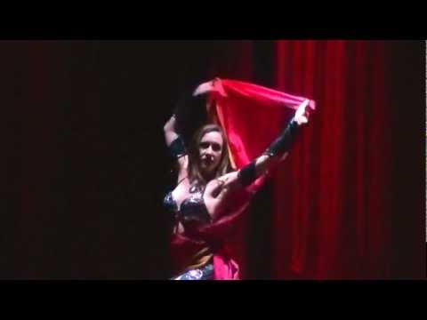 Cabaret Orientale - Noelle