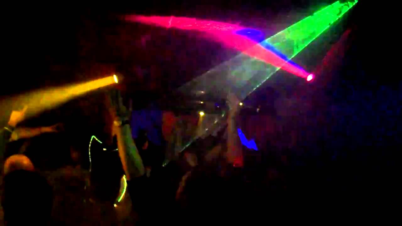 THE VAULT NIGHTCLUB AVIEMORE NEW YEAR 2010/2011 - YouTube