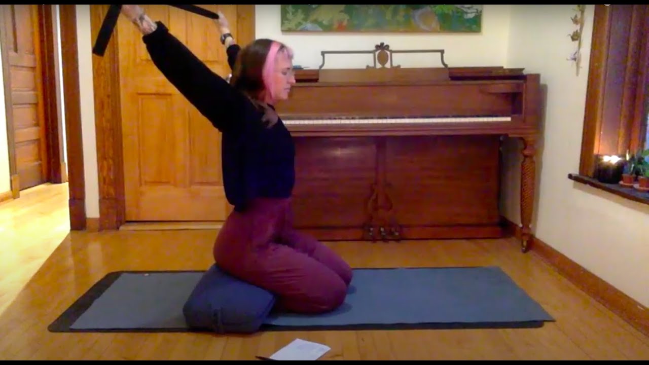 ☀️ 15min Mindful Mornings | Shoulder Flossing, Side Stretches, Lower ...